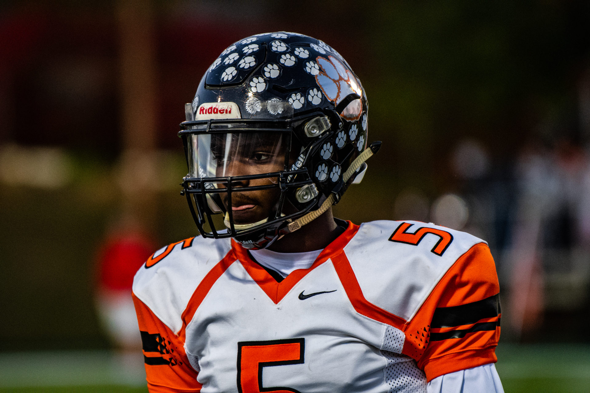 Powell football completes 10-0 regular season with hard-fought, 15-12 ...