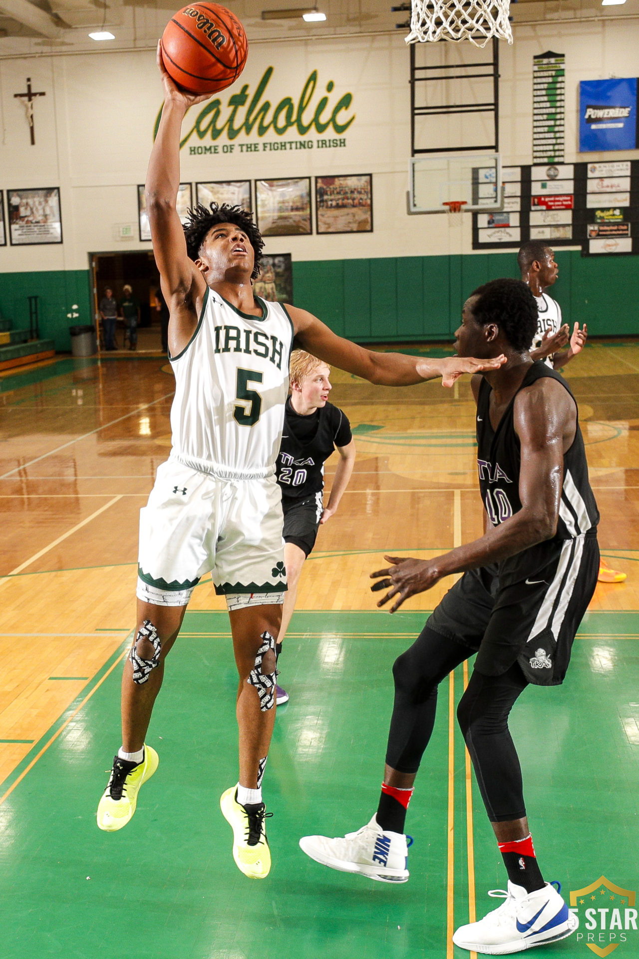 Highly touted 2022 guard B.J. Edwards goes 'beast mode' in win over TKA ...