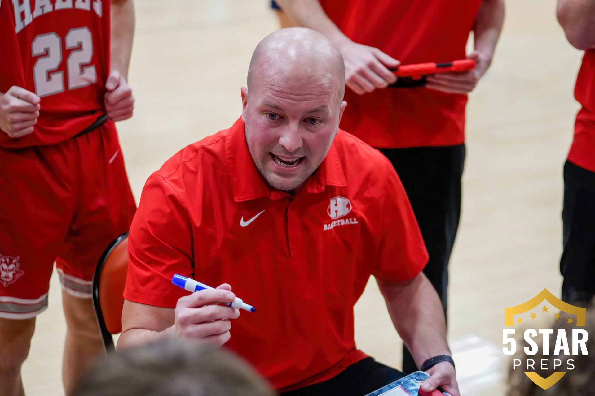 Clint Sharp resigns at Halls to take over Seymour High boys' basketball ...