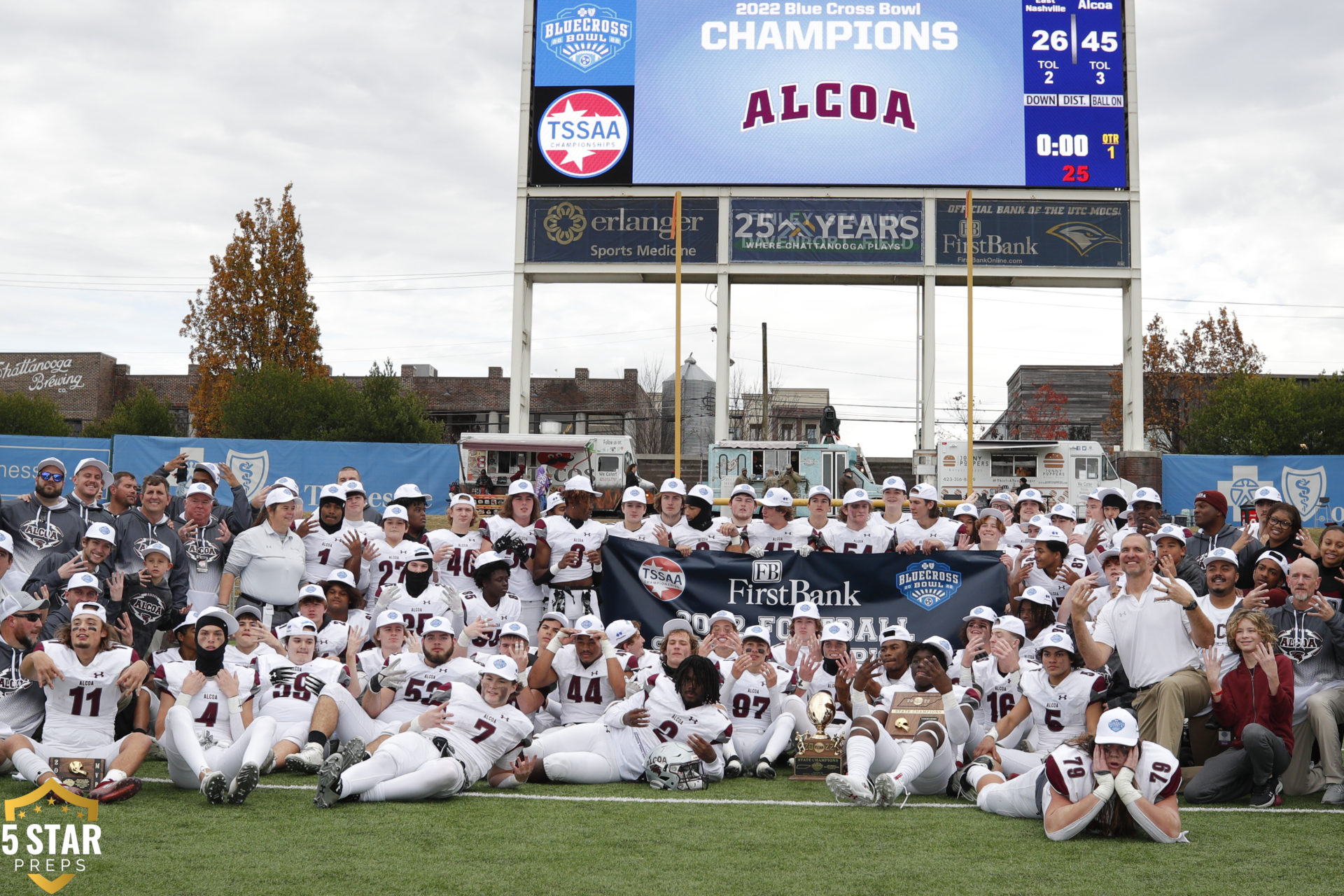 8Str8 ... ALCOA TORNADOES down East Nashville again in Class 3A ...