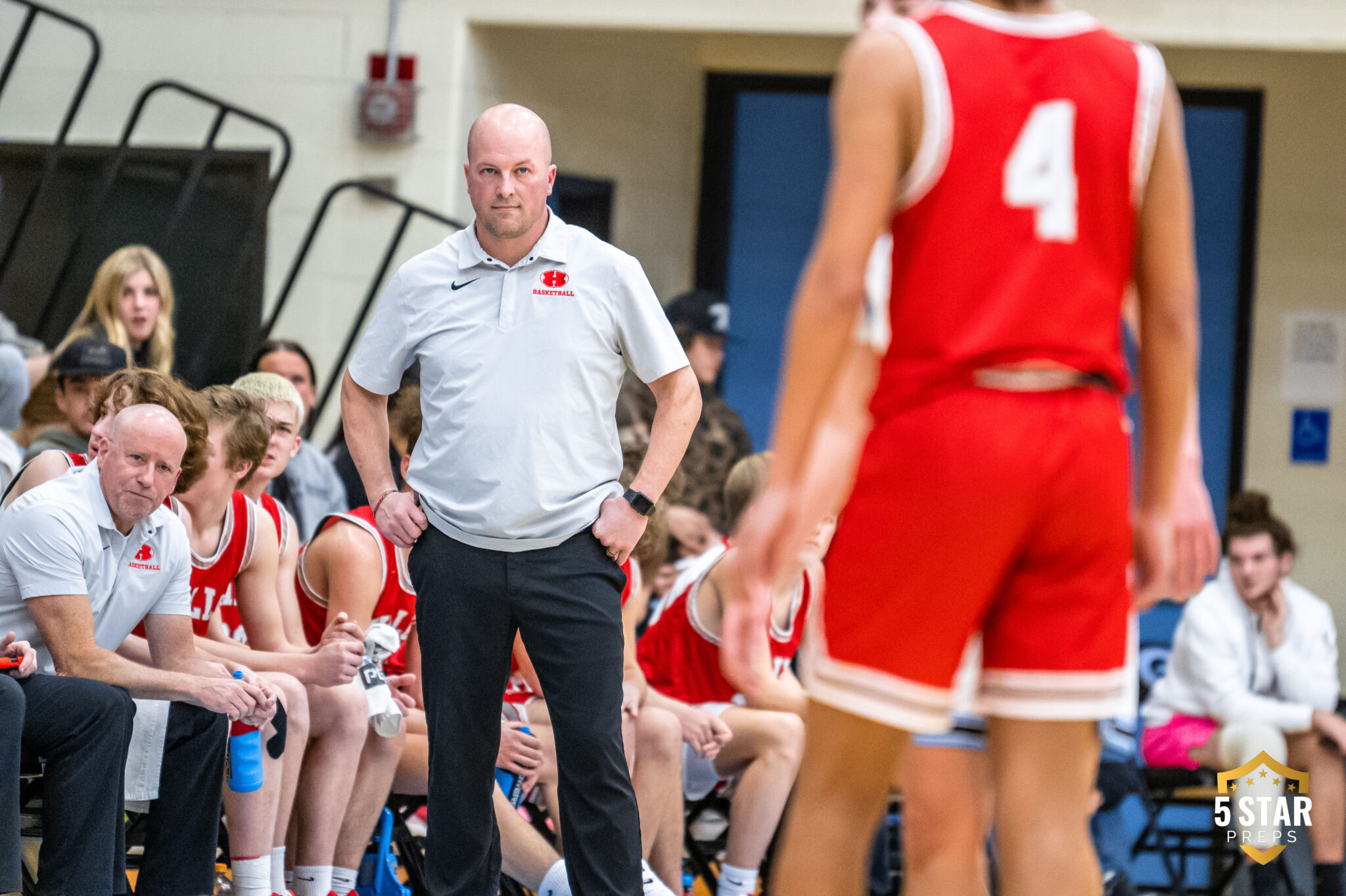 Clint Sharp resigns at Halls to take over Seymour High boys' basketball ...