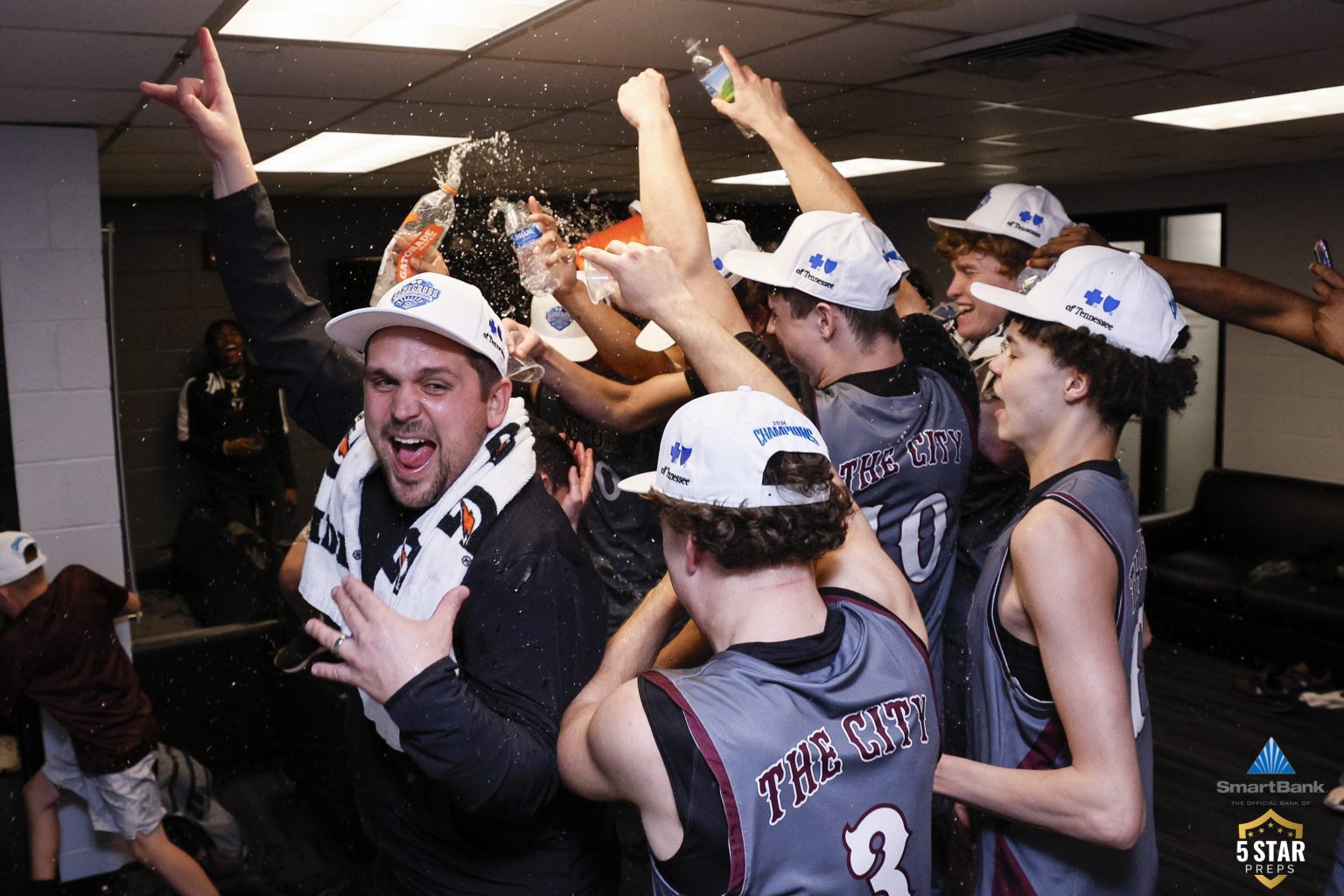 5STAR PHOTOS powered by SmartBank — Alcoa Tornadoes vs. Douglass (2024 ...