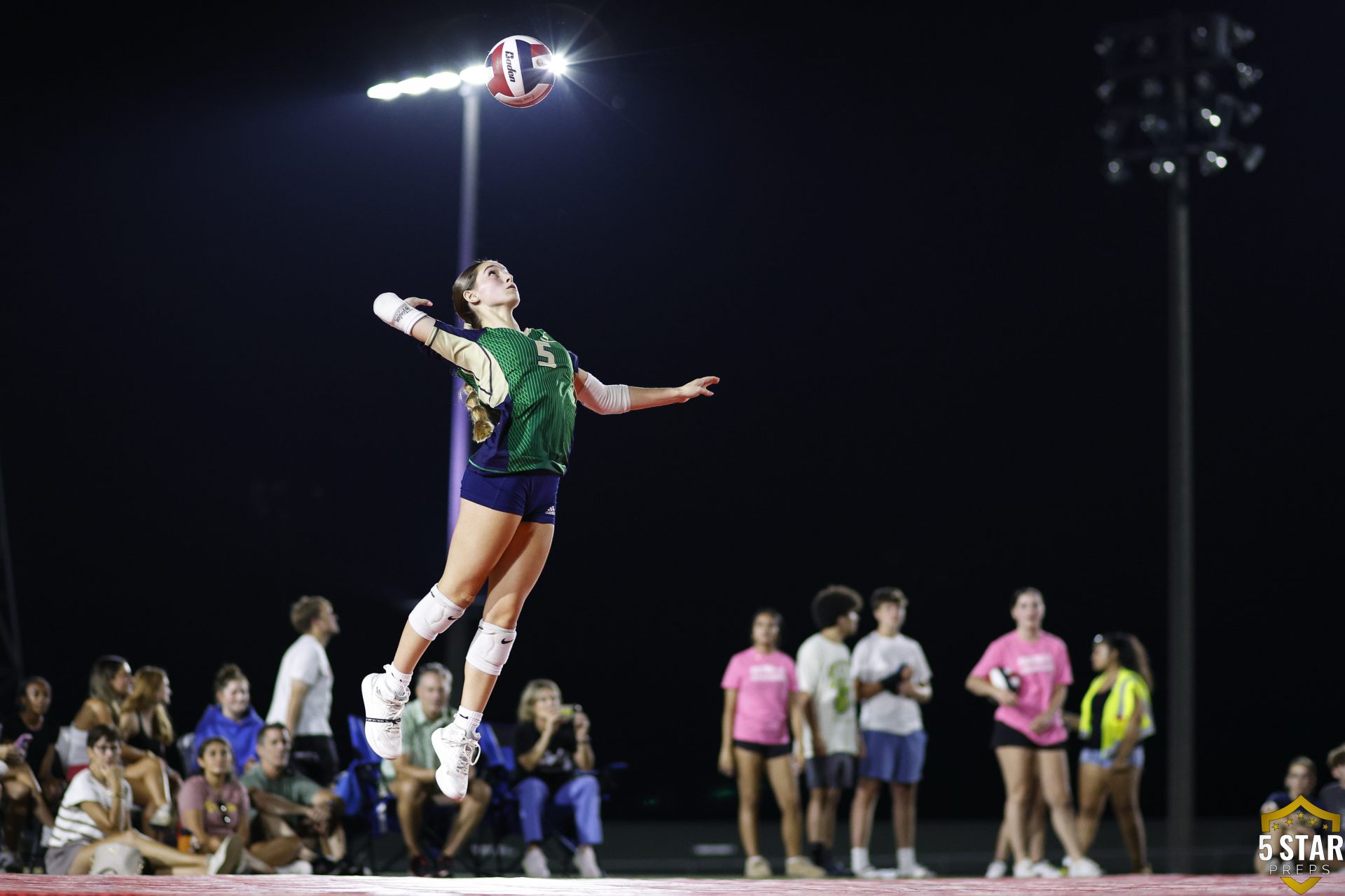 HISTORIC NIGHT: Knoxville Catholic hosts first-ever OUTDOOR volleyball ...