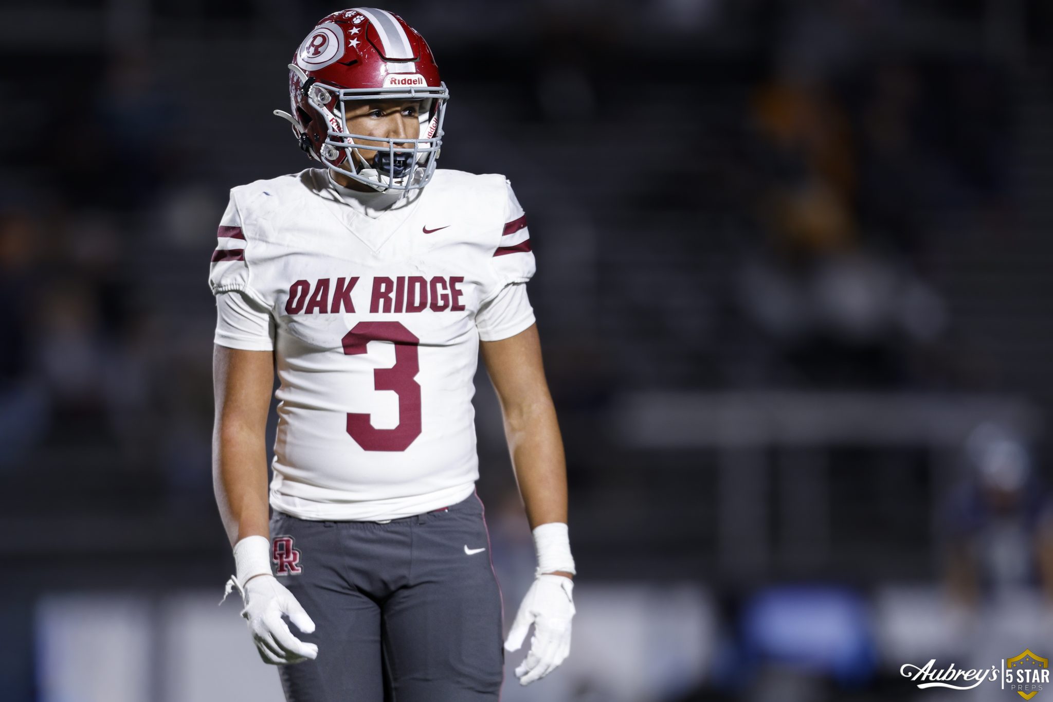THE LATEST with 2027 Oak Ridge TE Malik Howard - Five Star Preps